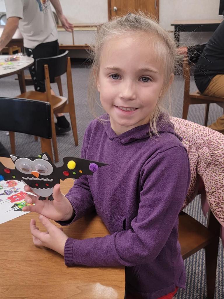 Candy Bucket Decorating – Shamokin-Coal Township Public Library