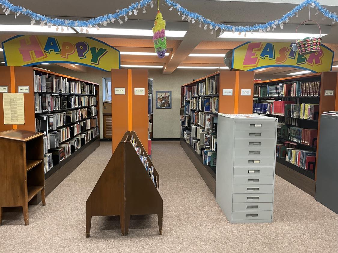 Bright & Festive – Shamokin-Coal Township Public Library